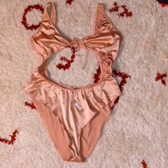 SKIMS | Intimates & Sleepwear | Nwt Skims Pink Sand Teddy Lingerie ...